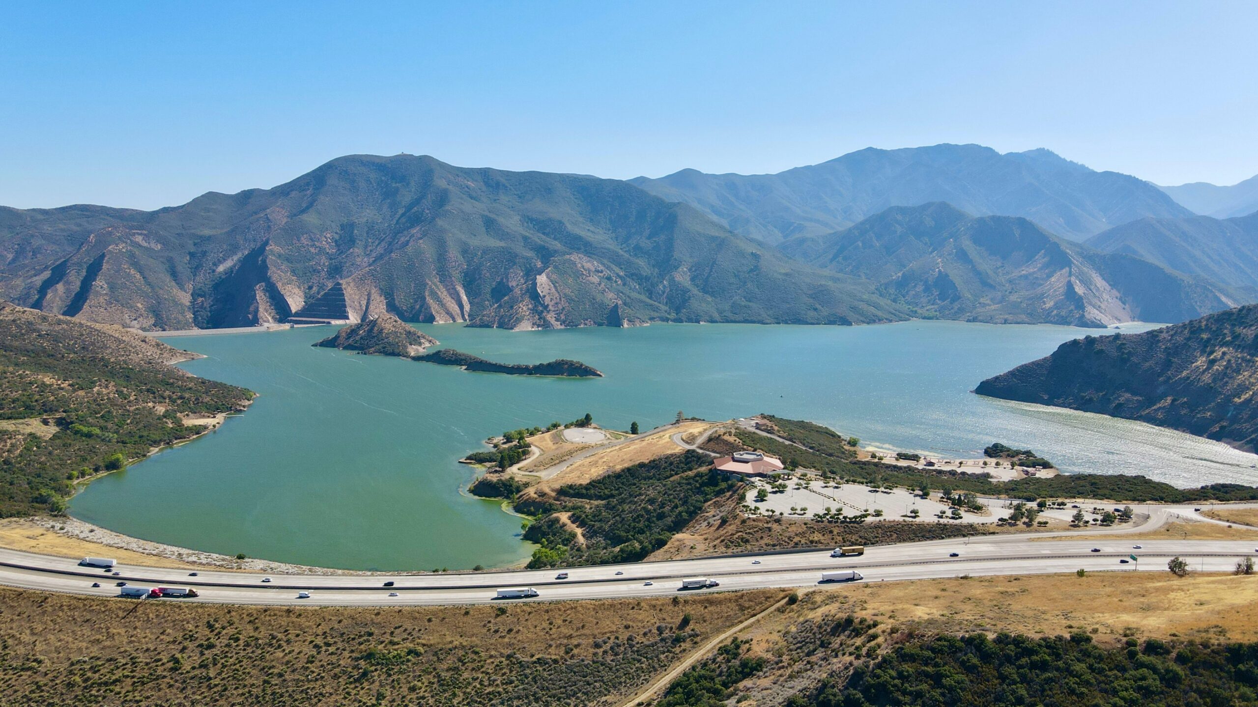 6 Epic Jet Ski Beaches and Lakes Worth the Road Trip The uShip Blog