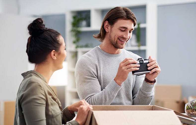 How to ship a Camera Safely| uShip Shipping Guides